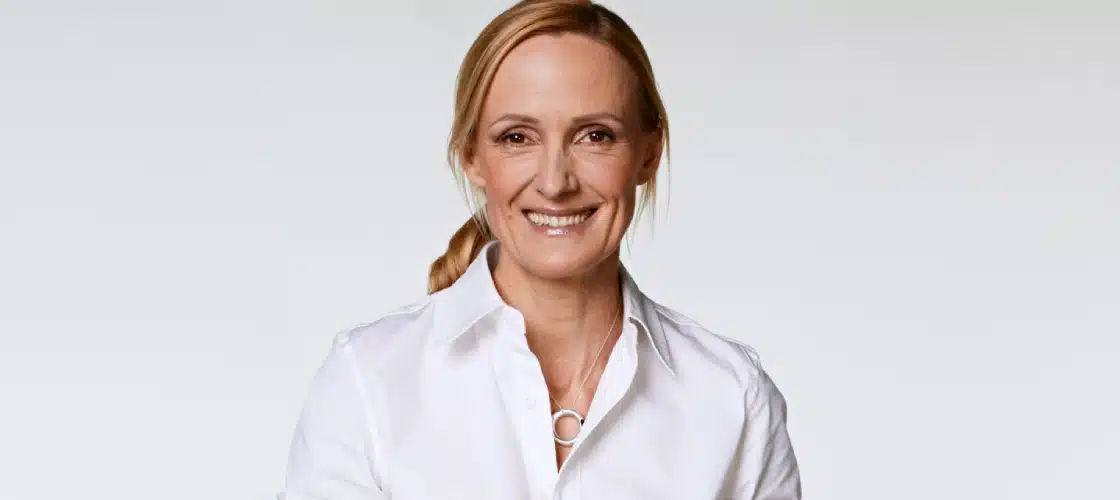 Hire Helga Hengge | High Performance Speaker